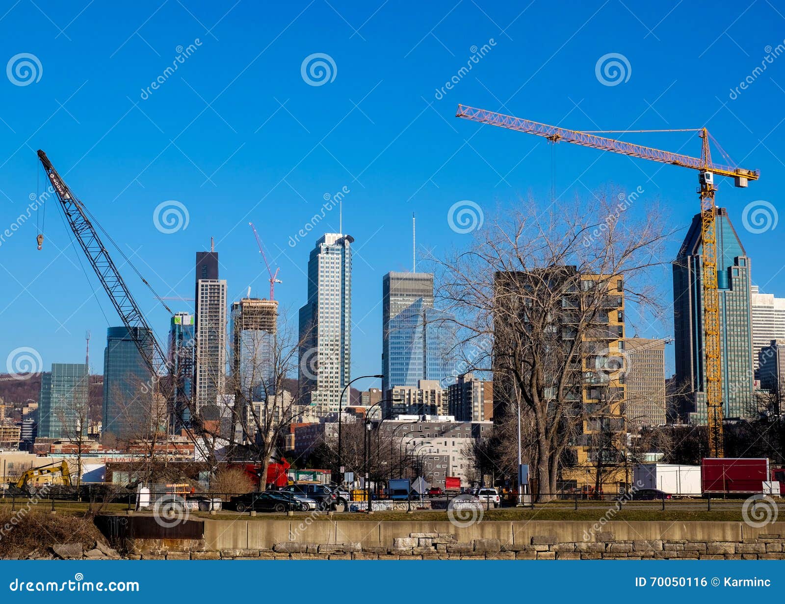 Construction Sites with Cranes and Highrises Editorial Photo - Image of ...