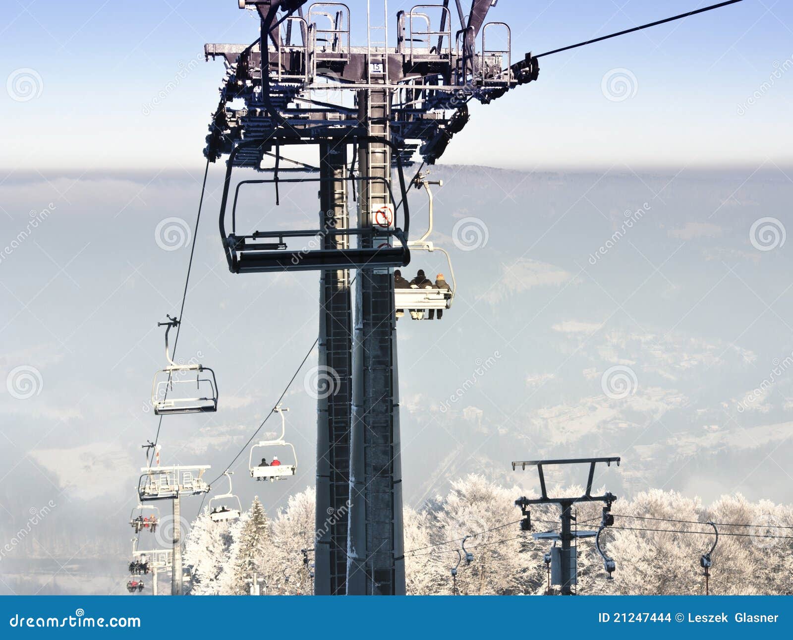 Construction of the Ski Lift Stock Photo - Image of downhill, scrolls ...