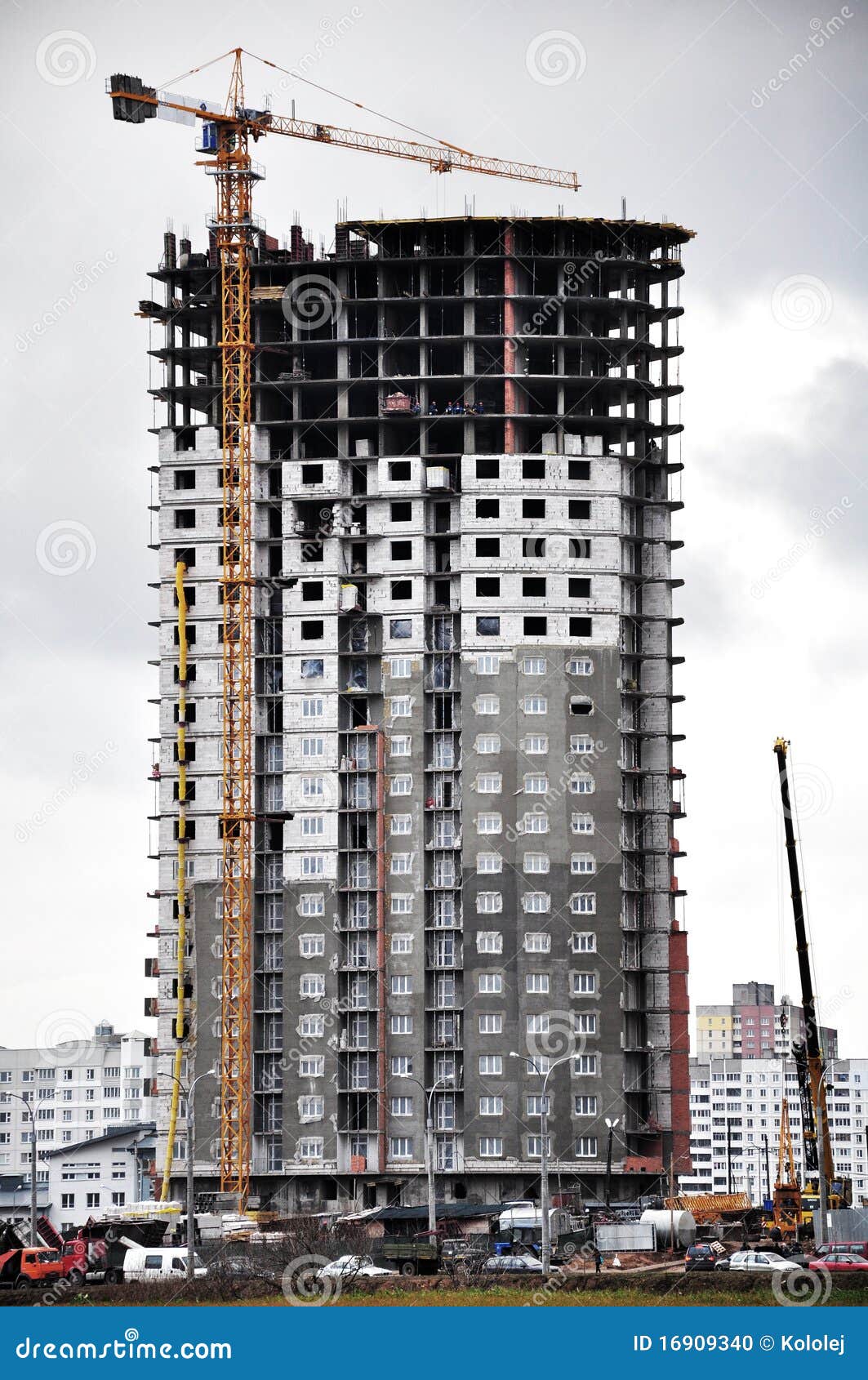 The Construction of a Skyscraper Editorial Image - Image of people ...