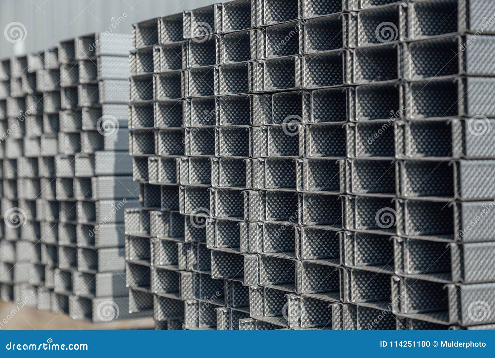 Construction Steel Profile Pipe of Rectangular Shape with Corrugated ...