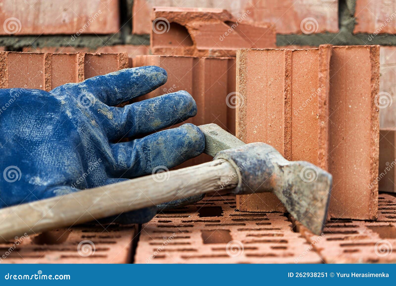 Construction Tool for Laying Bricks and Blocks. Bricklayer S Tools ...