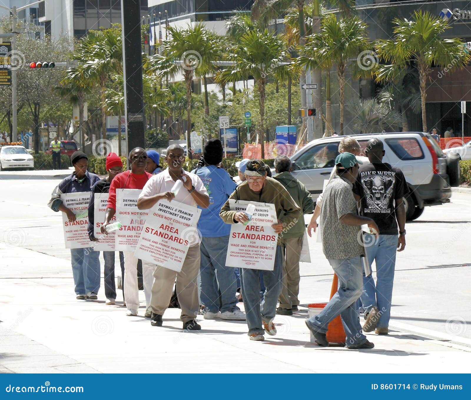 Construction Trade Workers Labor Strike Editorial Stock Image - Image ...
