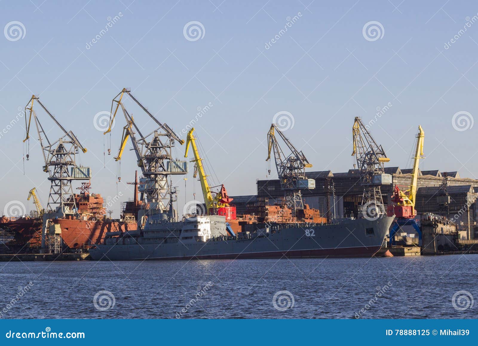 The Construction of a Warship Stock Image - Image of industrial, pier ...