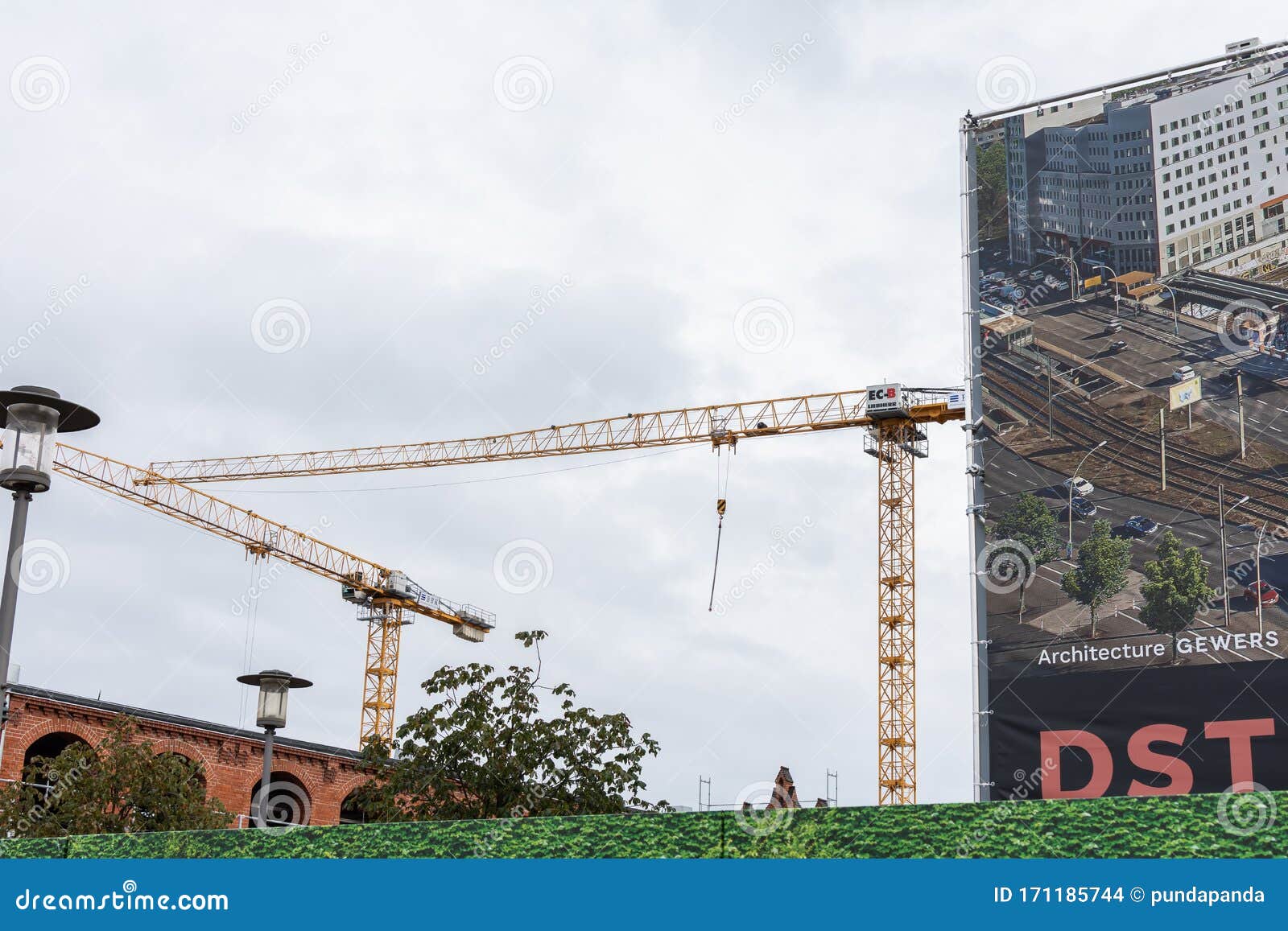 Construction Work in Berlin Editorial Stock Image - Image of capital ...
