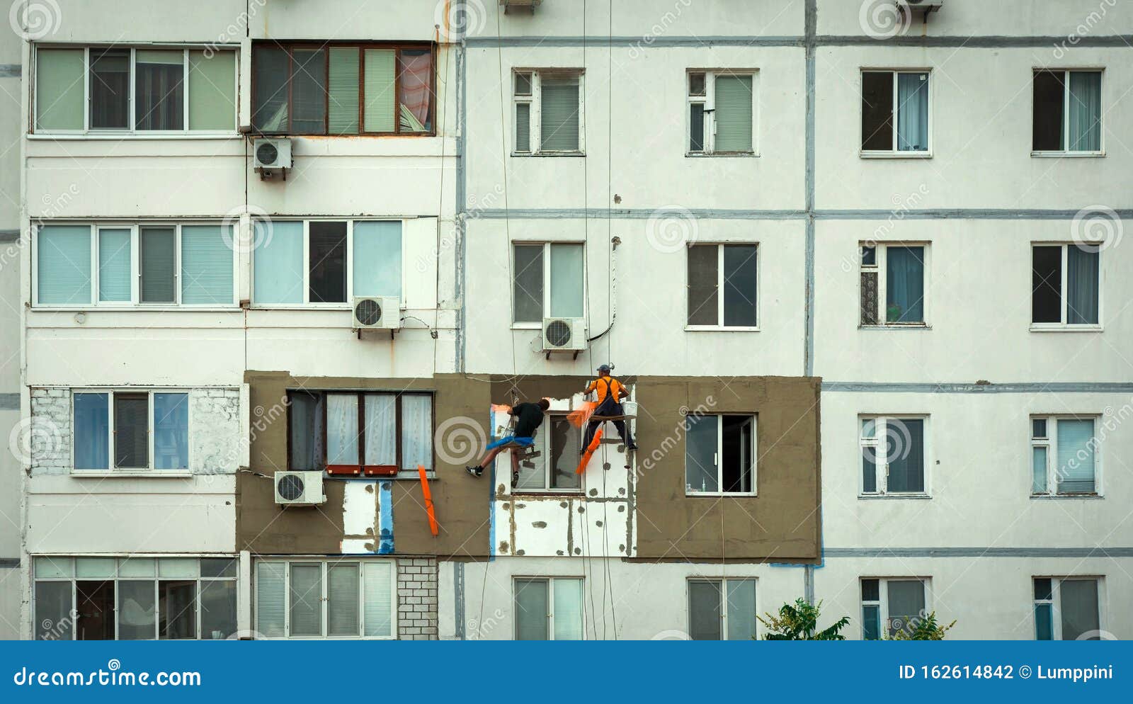 Construction Work at Height. Working High-rise Workers Editorial ...