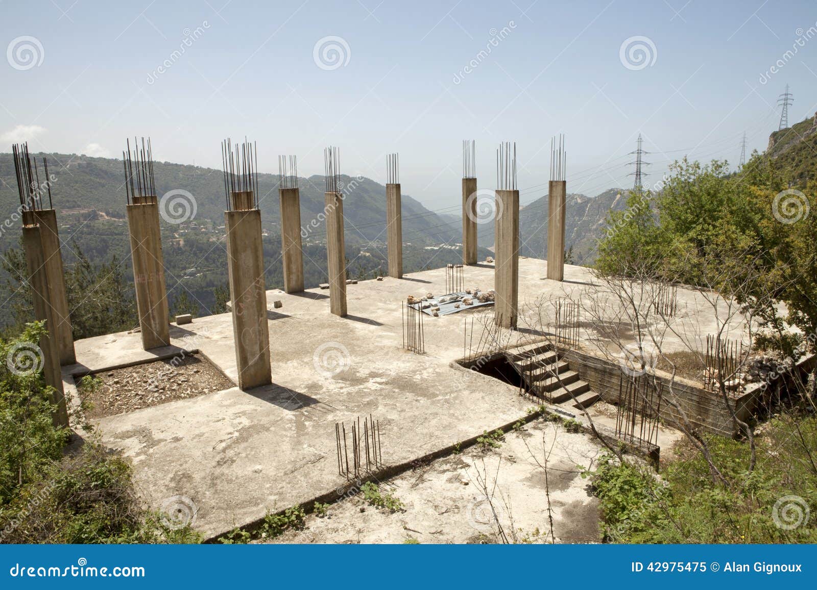 Construction Work in Lebanon Editorial Image - Image of reinforced ...