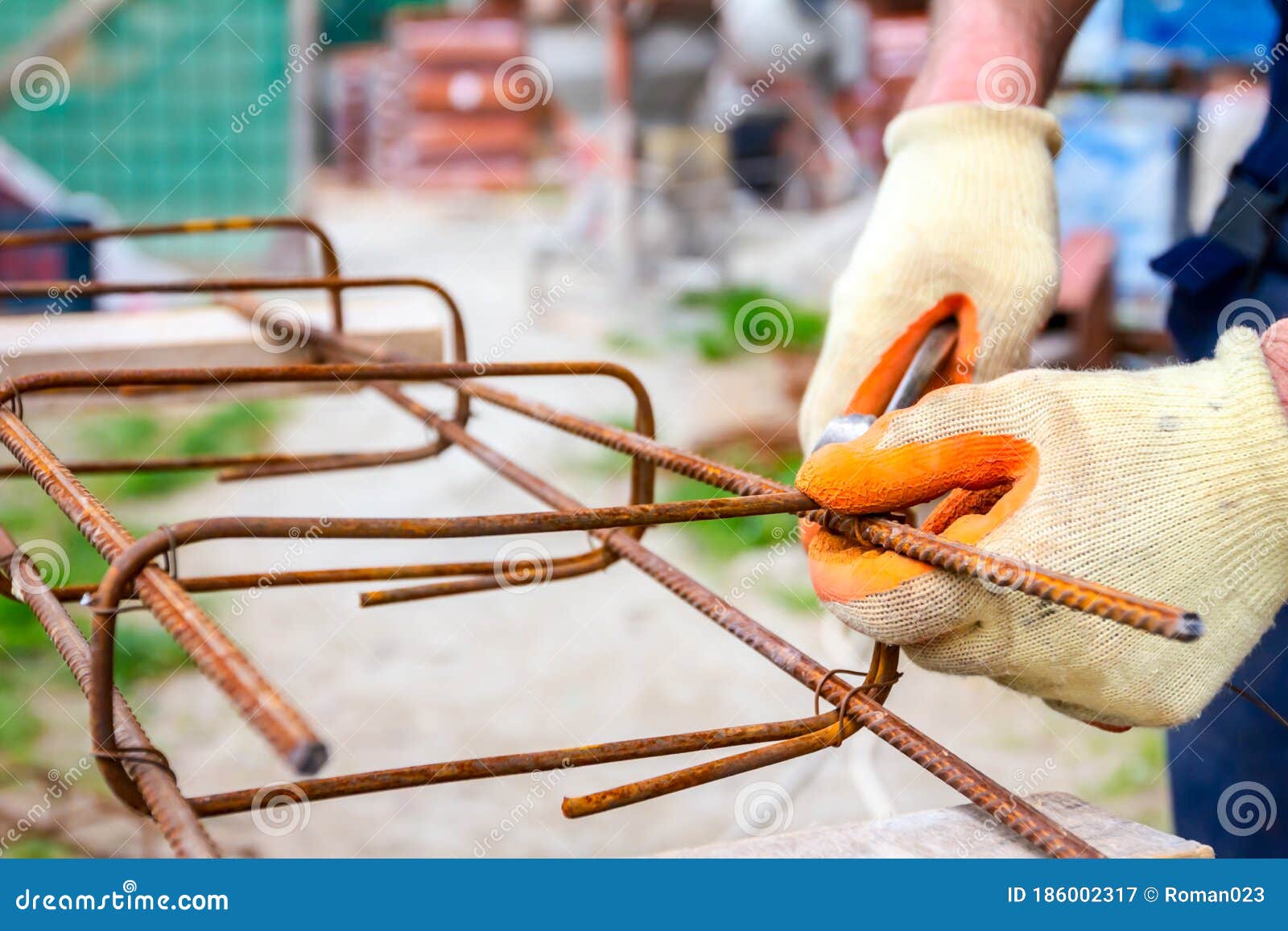 Construction Worker Binding Rebar for Reinforce Concrete Column at the ...