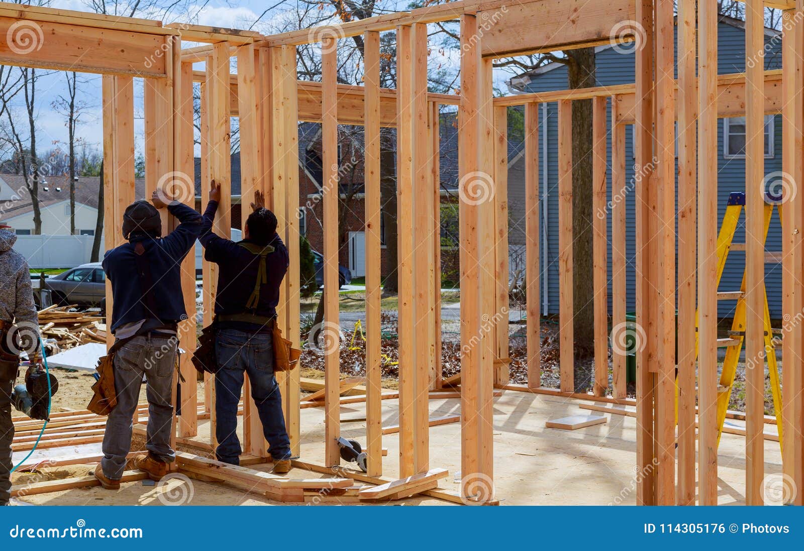Construction Worker Building Timber Frame in New Home Stock Photo ...