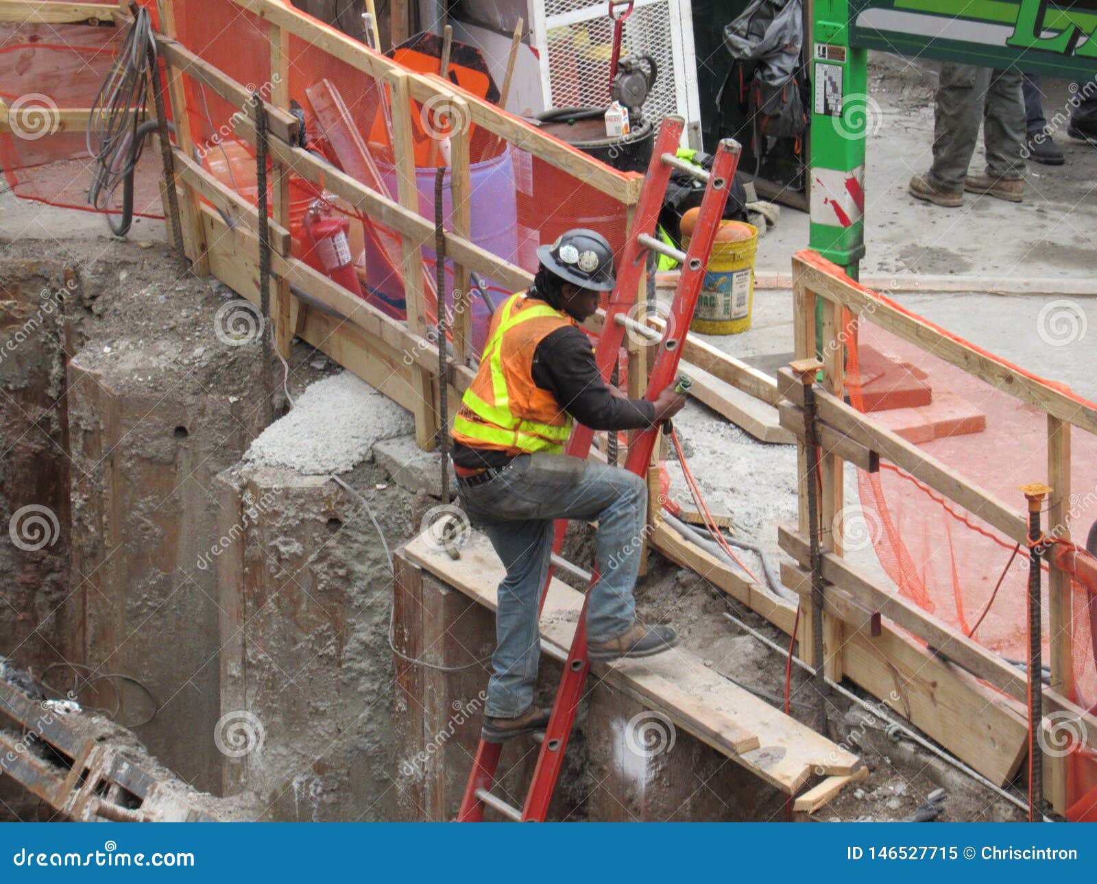 Construction worker editorial image. Image of outdoors - 146527715