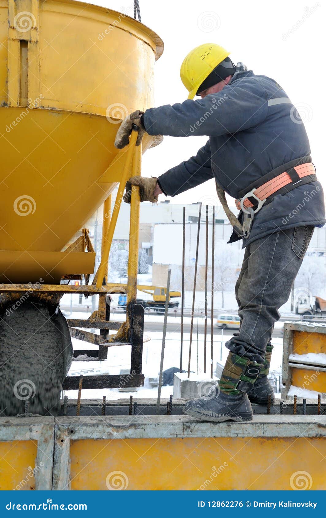 Construction Worker at Concrete Stock Photo - Image of flow, mixing ...