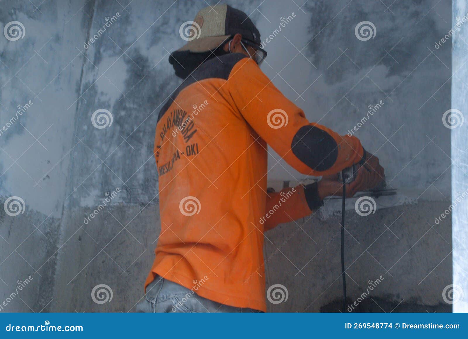 Construction Worker are Grinding the Walls Editorial Stock Image ...