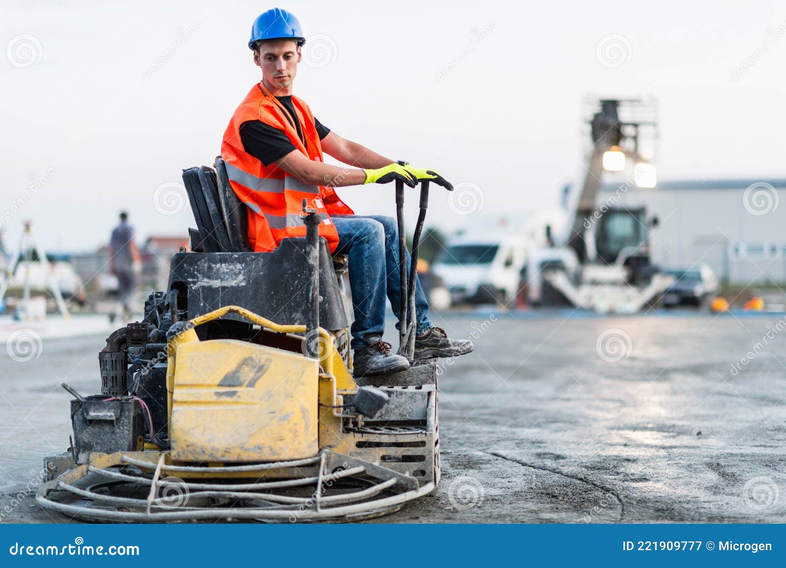 Concrete leveling machine stock image. Image of adult - 221909777