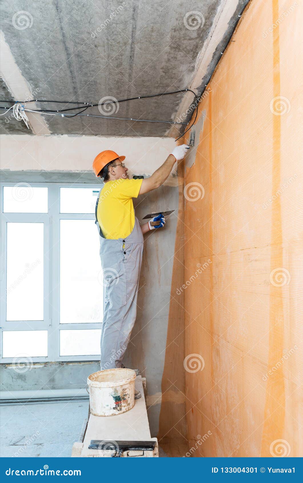 The Construction Worker Putty a Wall Stock Image - Image of skim ...