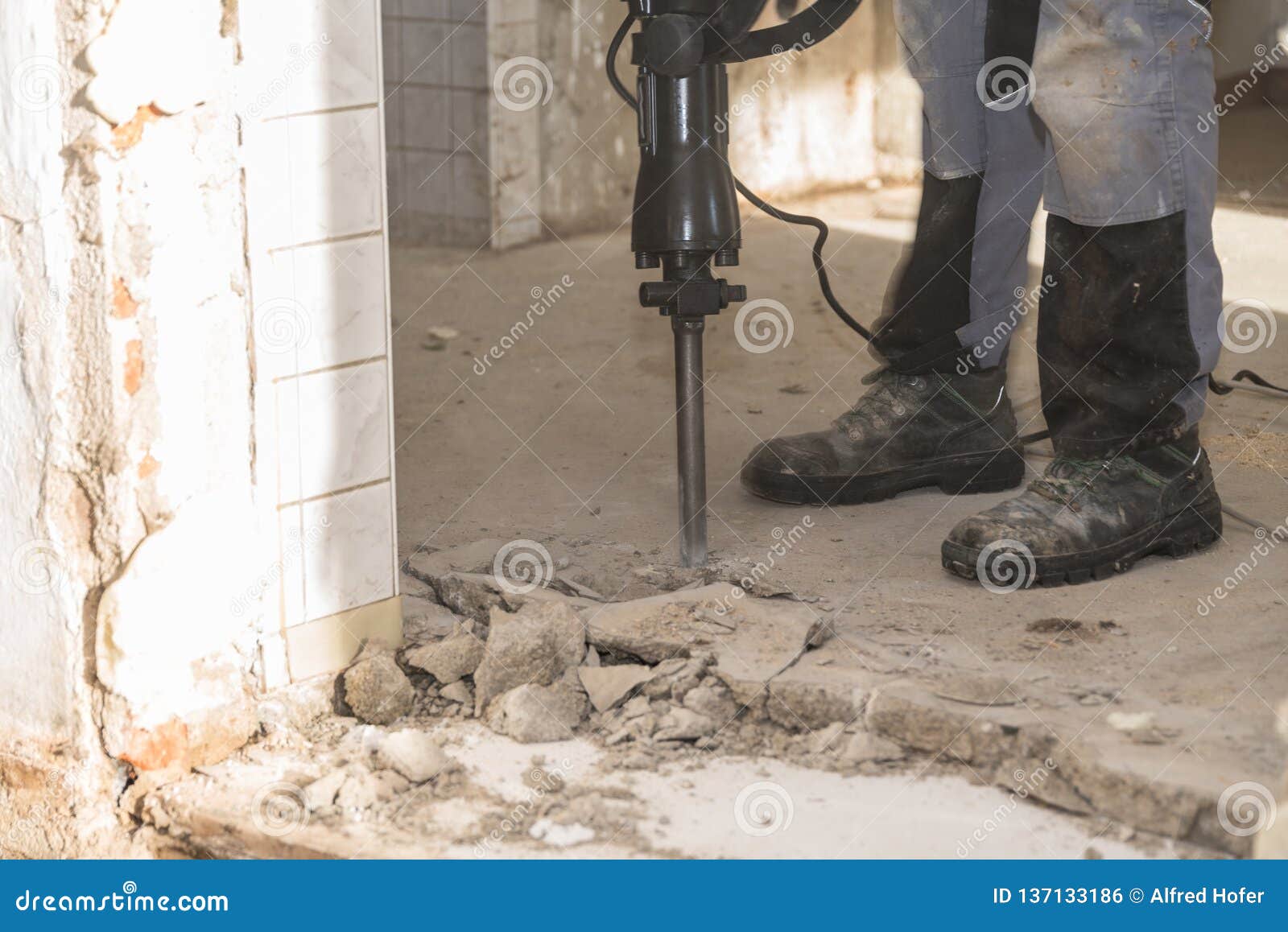 Construction Worker Shrugging Stock Photo - Image of rubble, craftsman ...