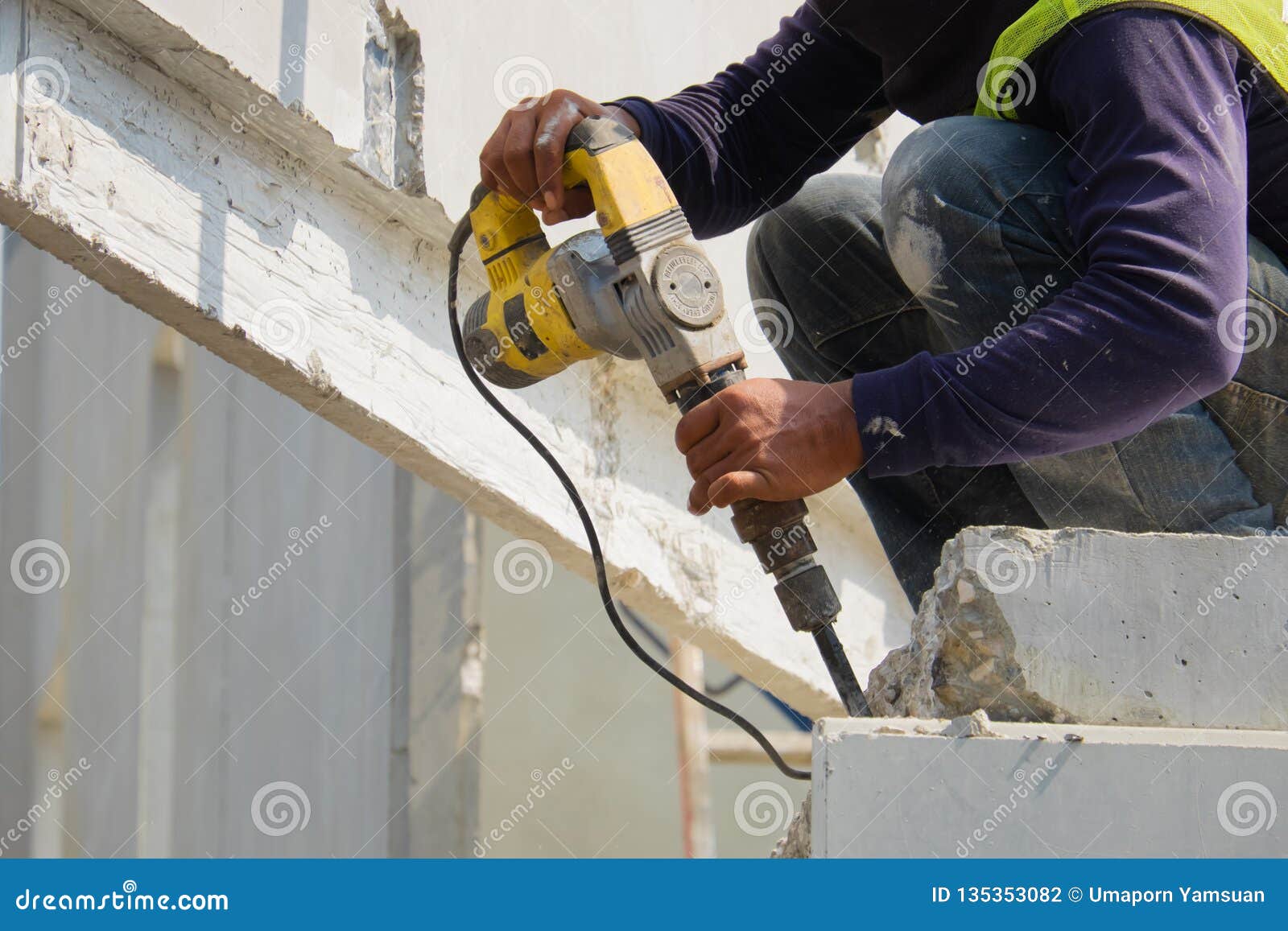 Construction Worker Use Electric Drill Drilling Concrete Wall in ...