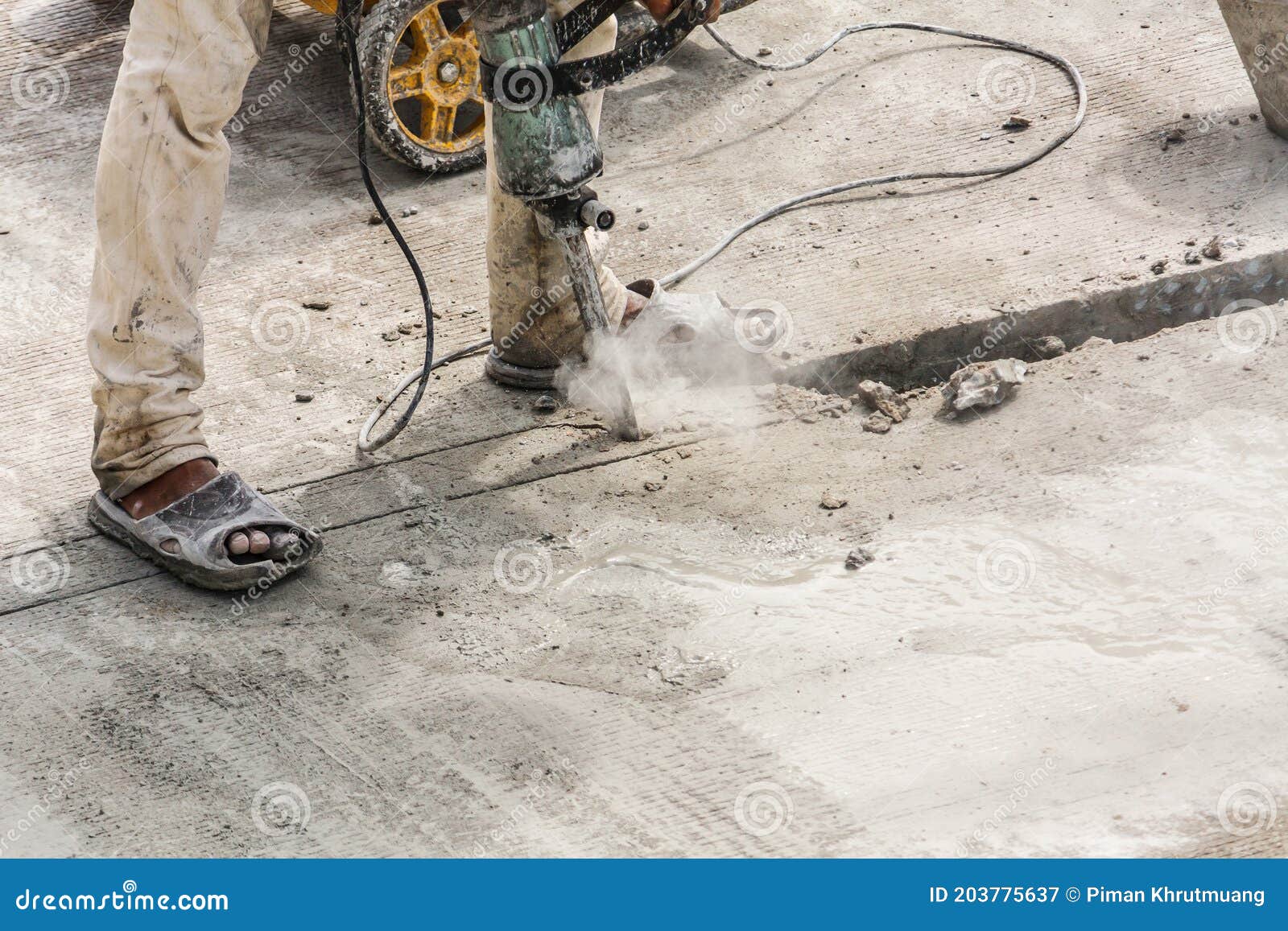 Construction Worker Using Jackhammer Drilling Concrete Surface Stock ...