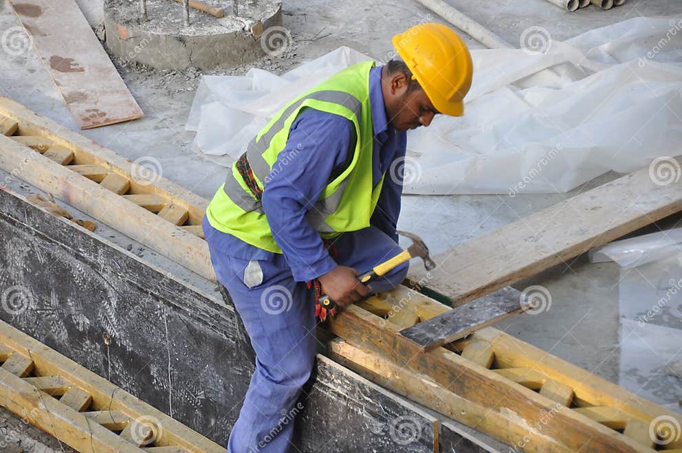 Construction worker editorial stock image. Image of heavy - 50683274