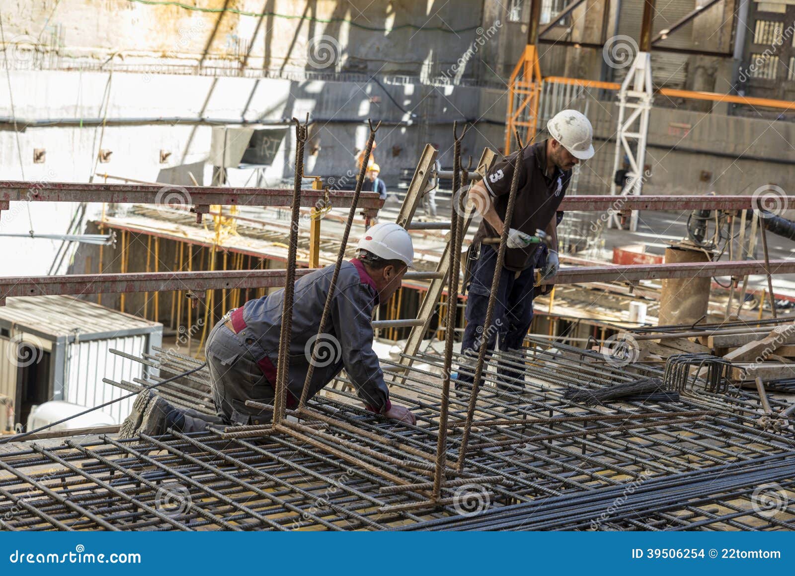 Construction workers editorial stock image. Image of iron - 39506254