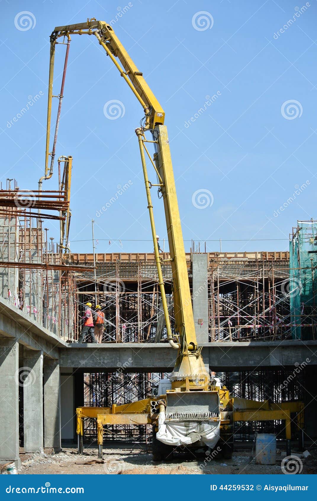 Construction Workers With Concrete Pump Crane Editorial Photography ...