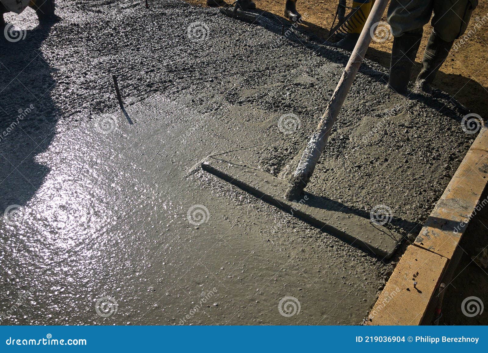 Construction Workers Level Freshly Cast Concrete with Bull Float Stock ...