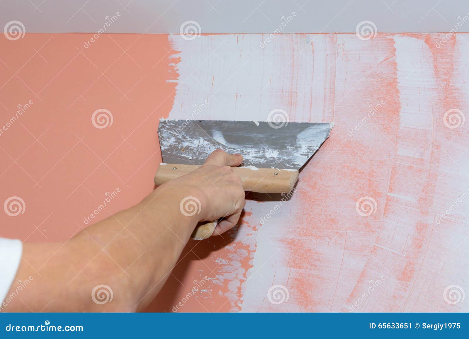 Construction Works, Putty and Leveling Walls Stock Image - Image of ...