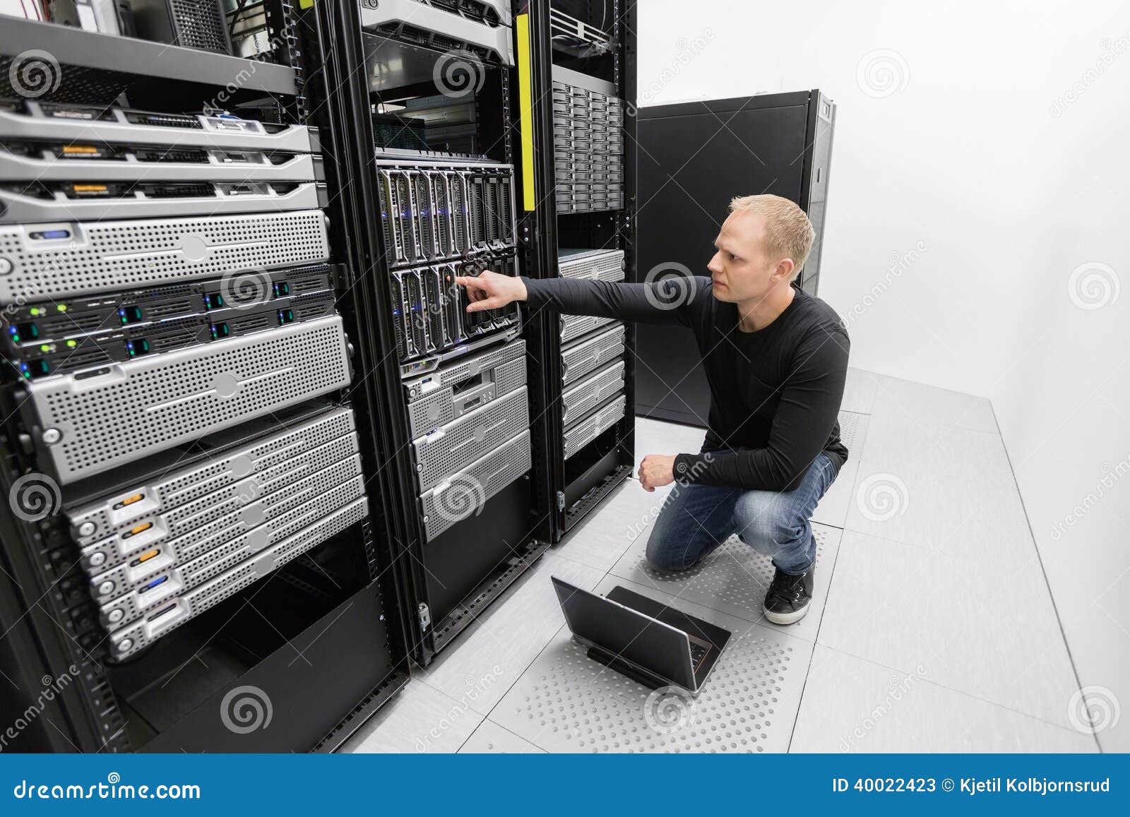 It Consultant Work in Datacenter Stock Image - Image of business ...