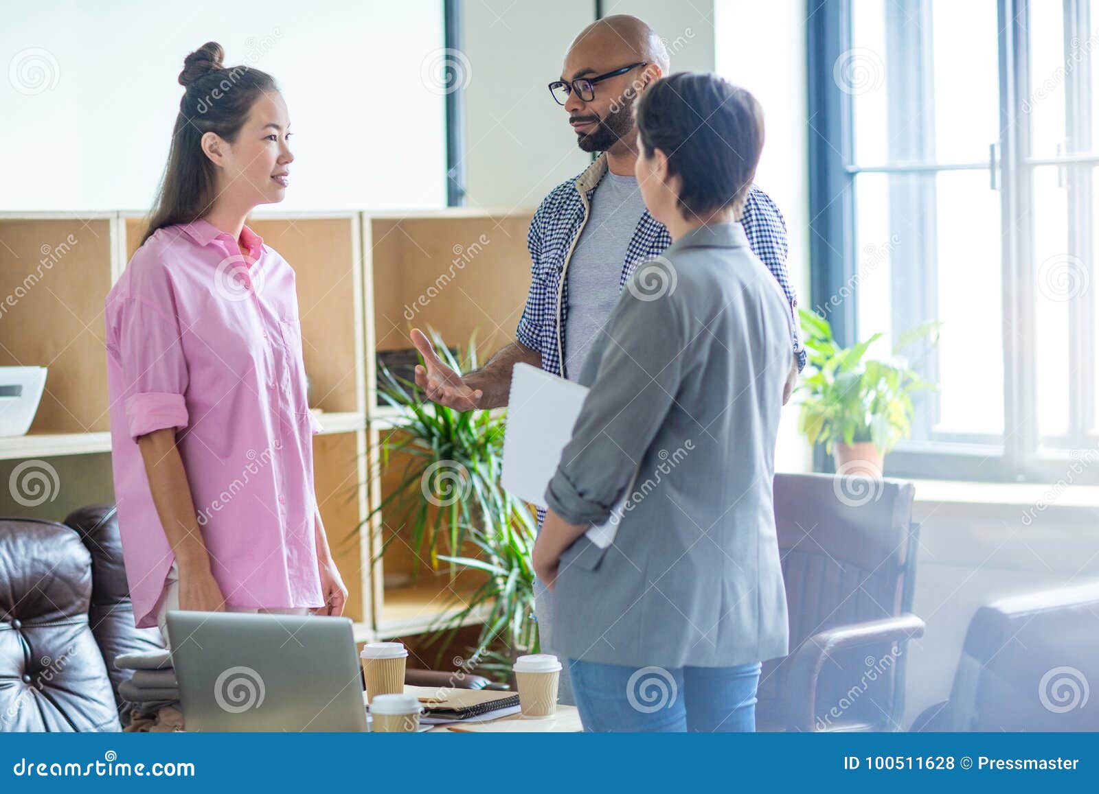 Consulting at meeting stock photo. Image of analyst - 100511628