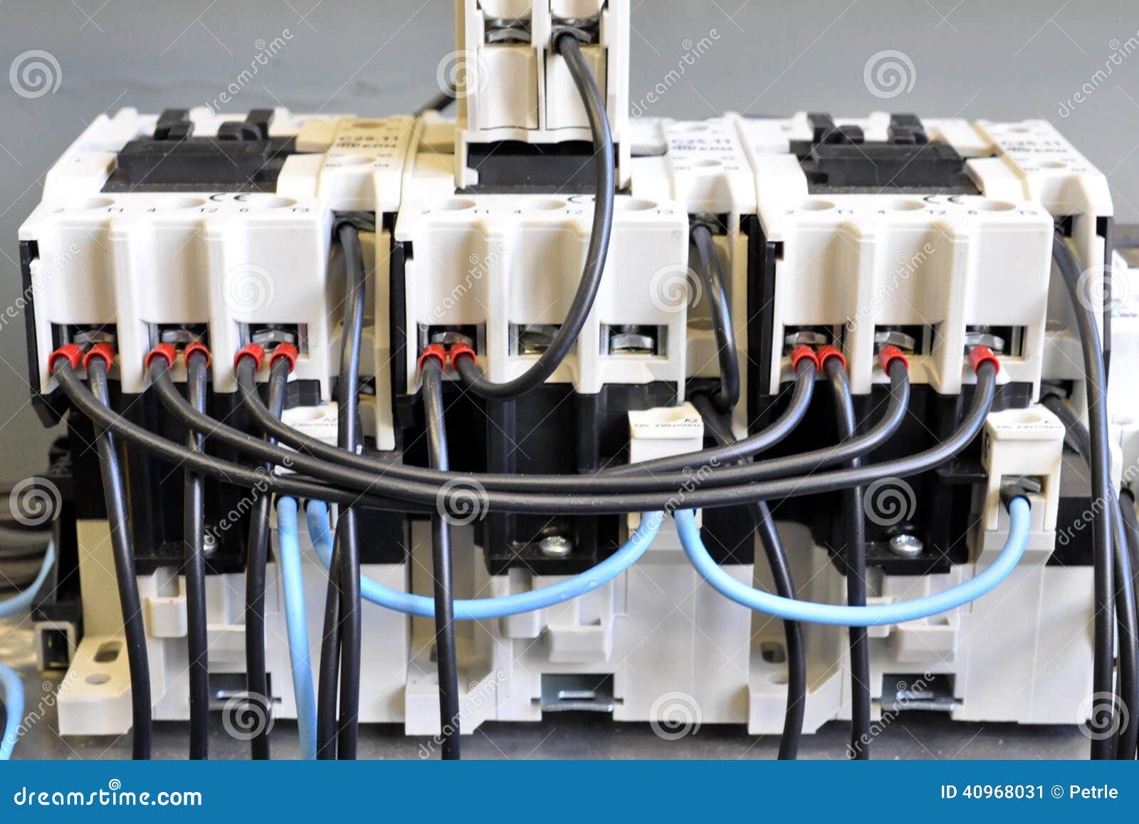 Contactor Eléctrico Moderno Imagen de archivo - Imagen de negocios ...