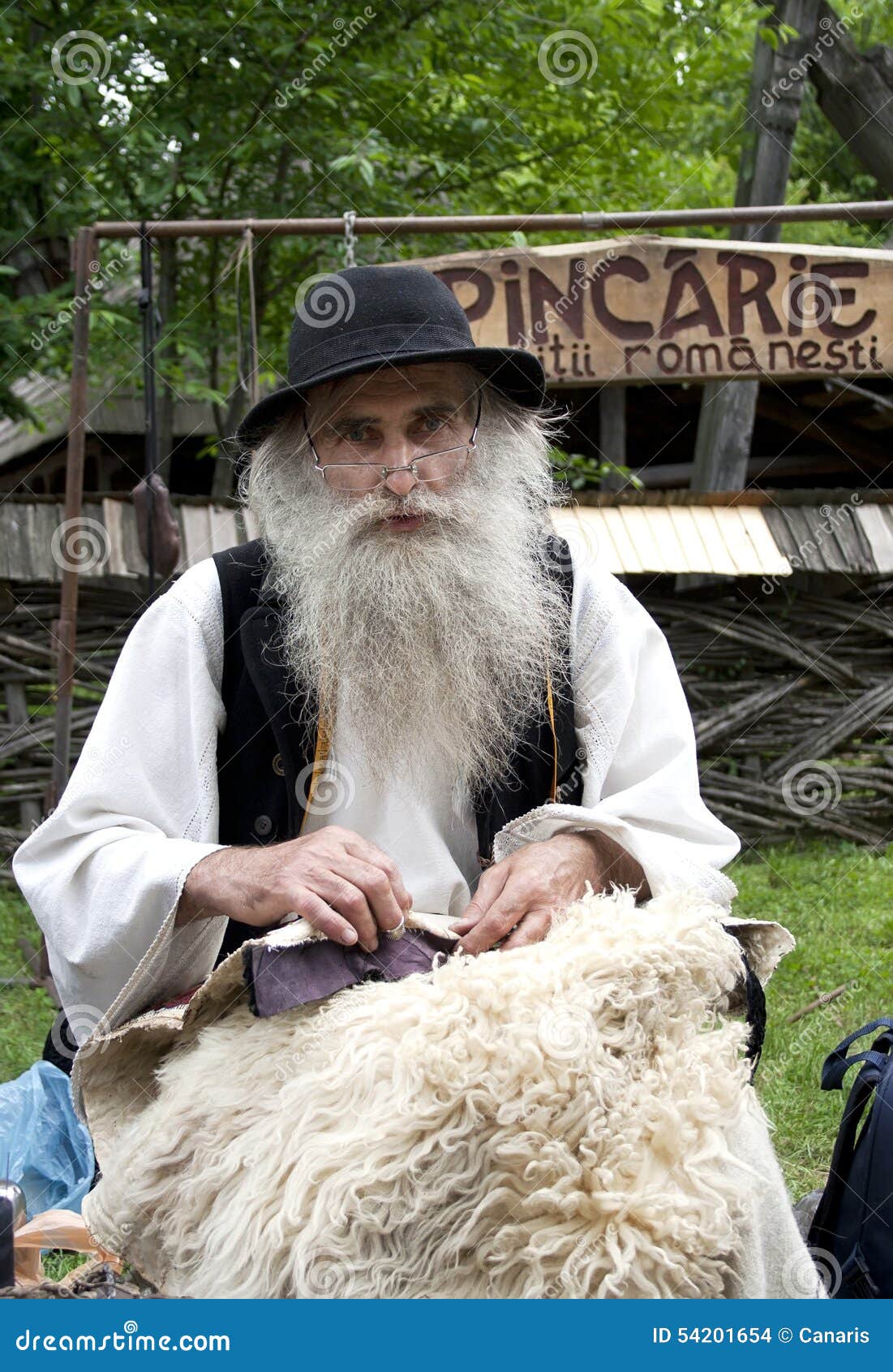 Contadino anziano immagine stock editoriale. Immagine di rumeno - 54201654