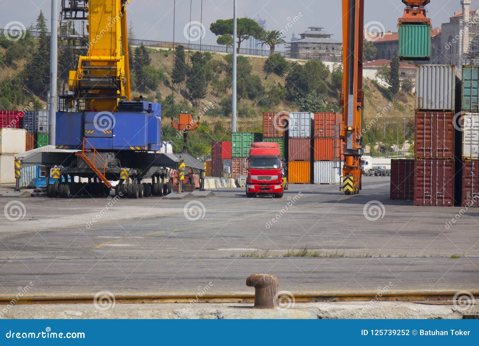 Shore Crane Loading Containers in Freight Ship Stock Photo - Image of ...