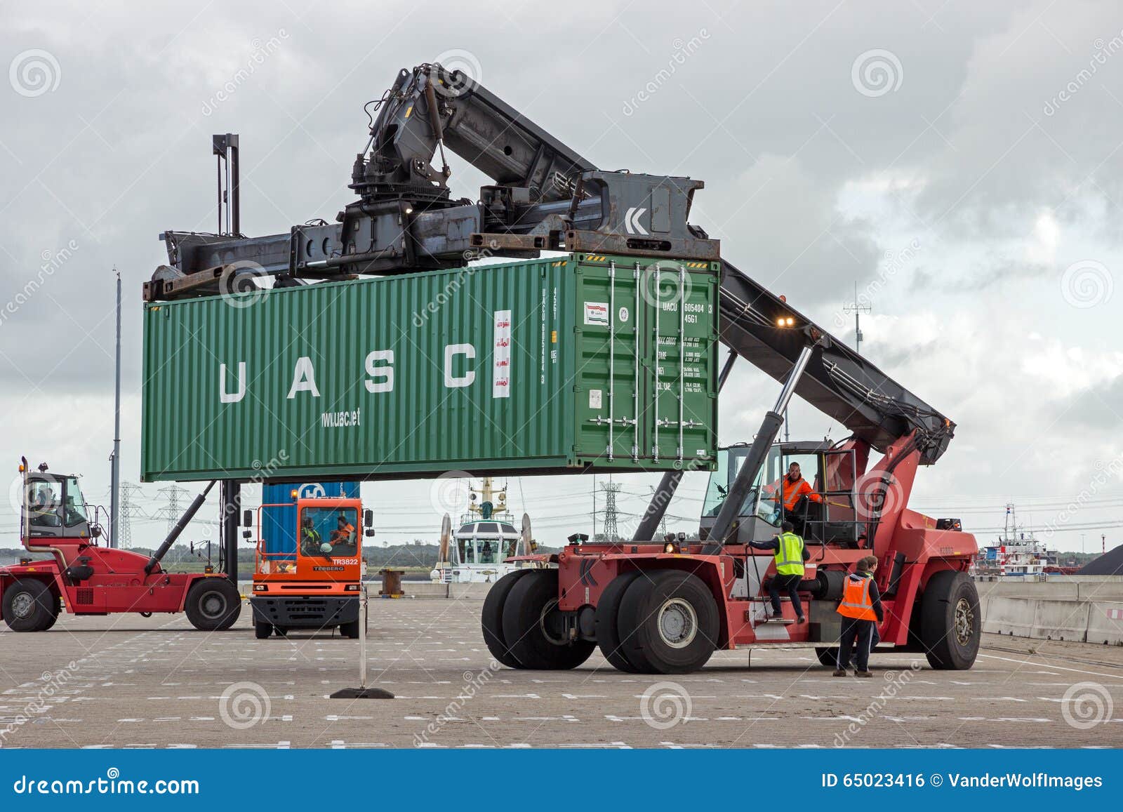 Container handler editorial photo. Image of carrier, cargo - 65023416
