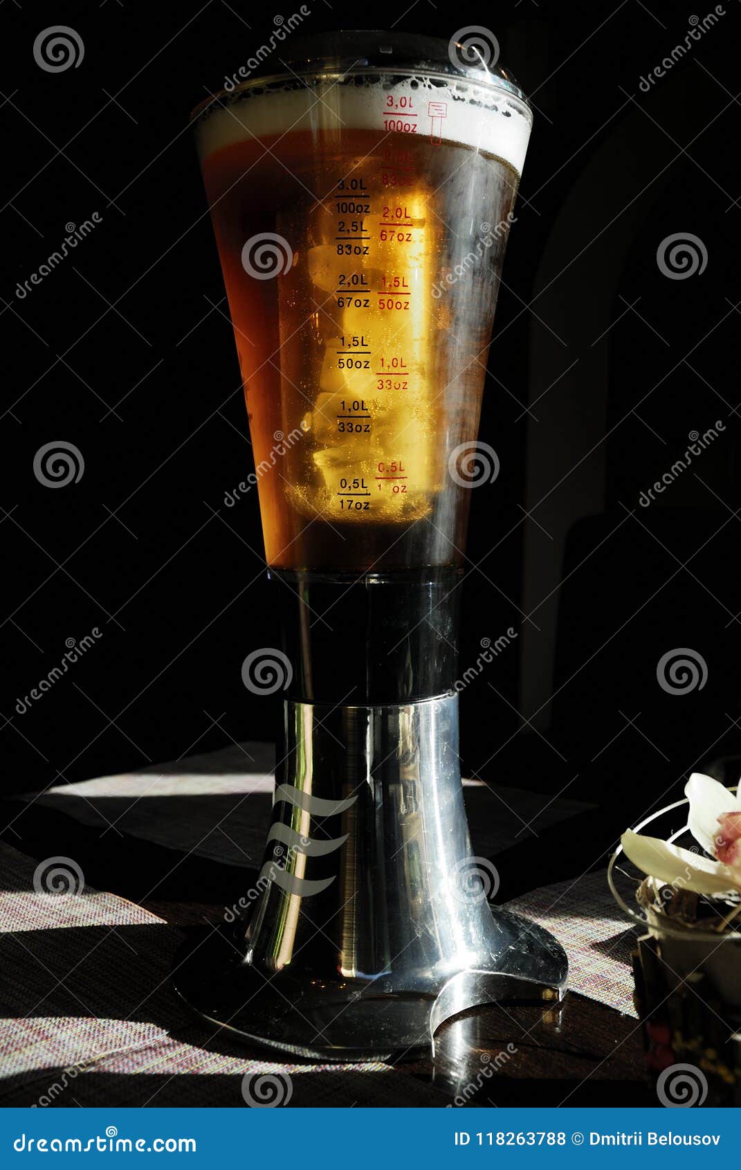 A Container of Ice-cold Beer Stock Photo - Image of drink, cold: 118263788