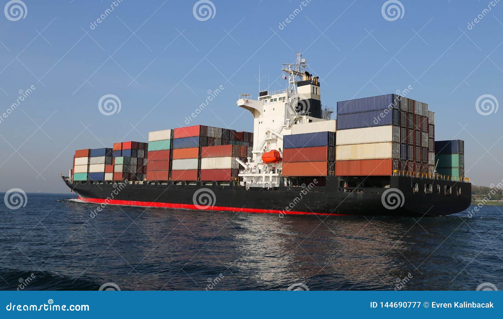 Container Ship Carrying Goods Editorial Photography - Image of freight ...