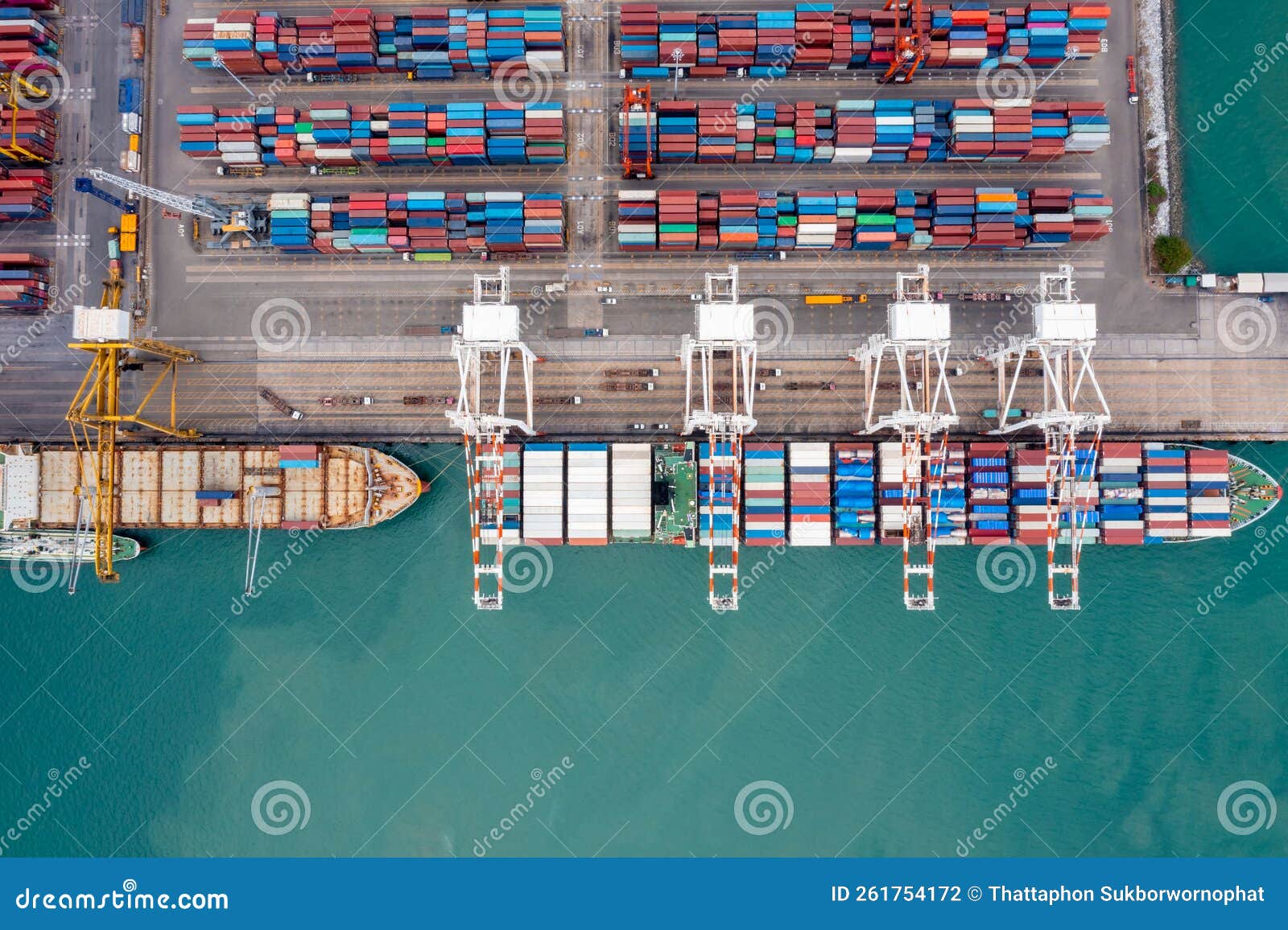 Ship Load Of Container In A Coastline Stock Illustration ...
