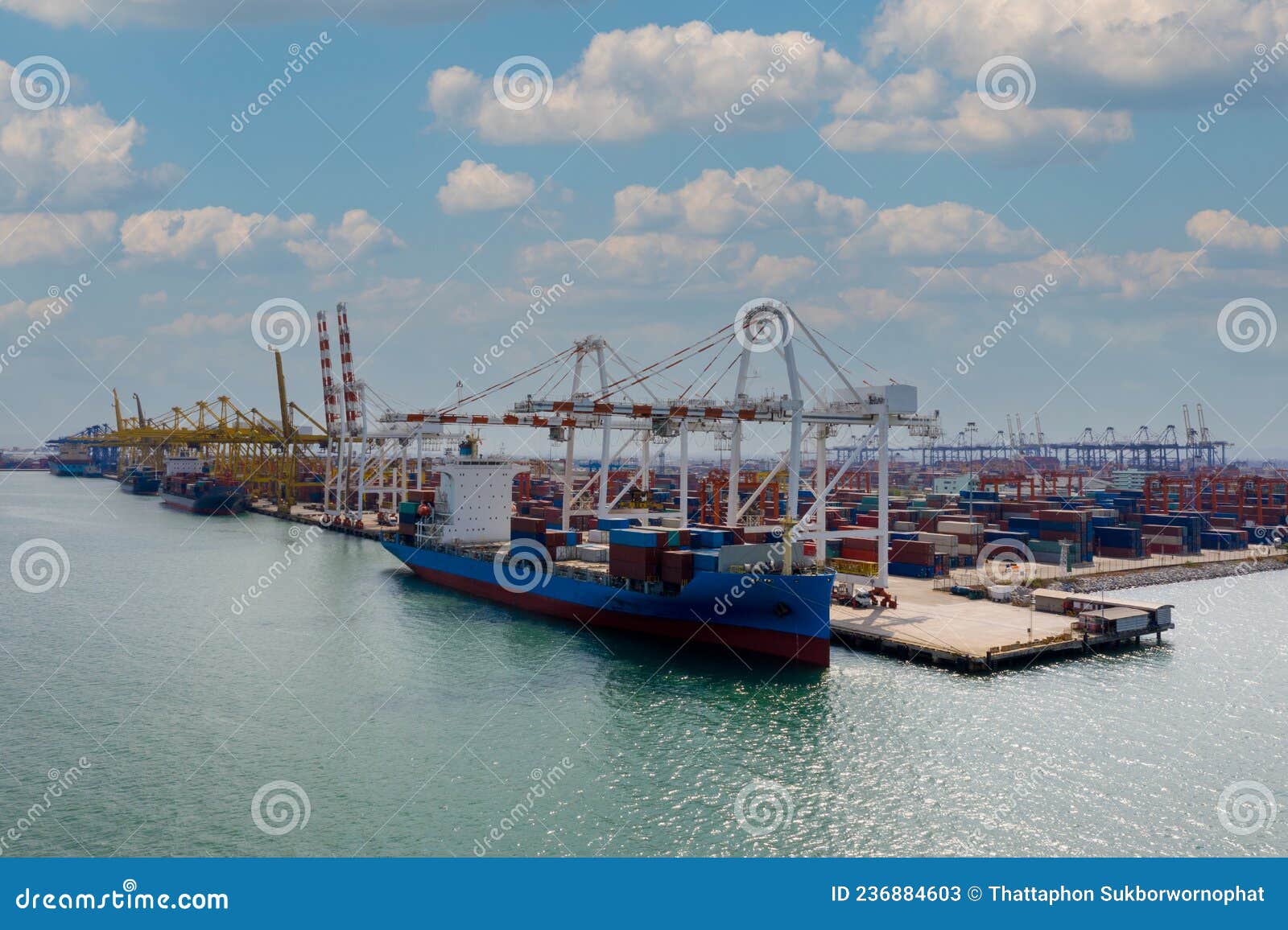 Container Ship Terminal, and Quay Crane of Container Ship Stock Image ...