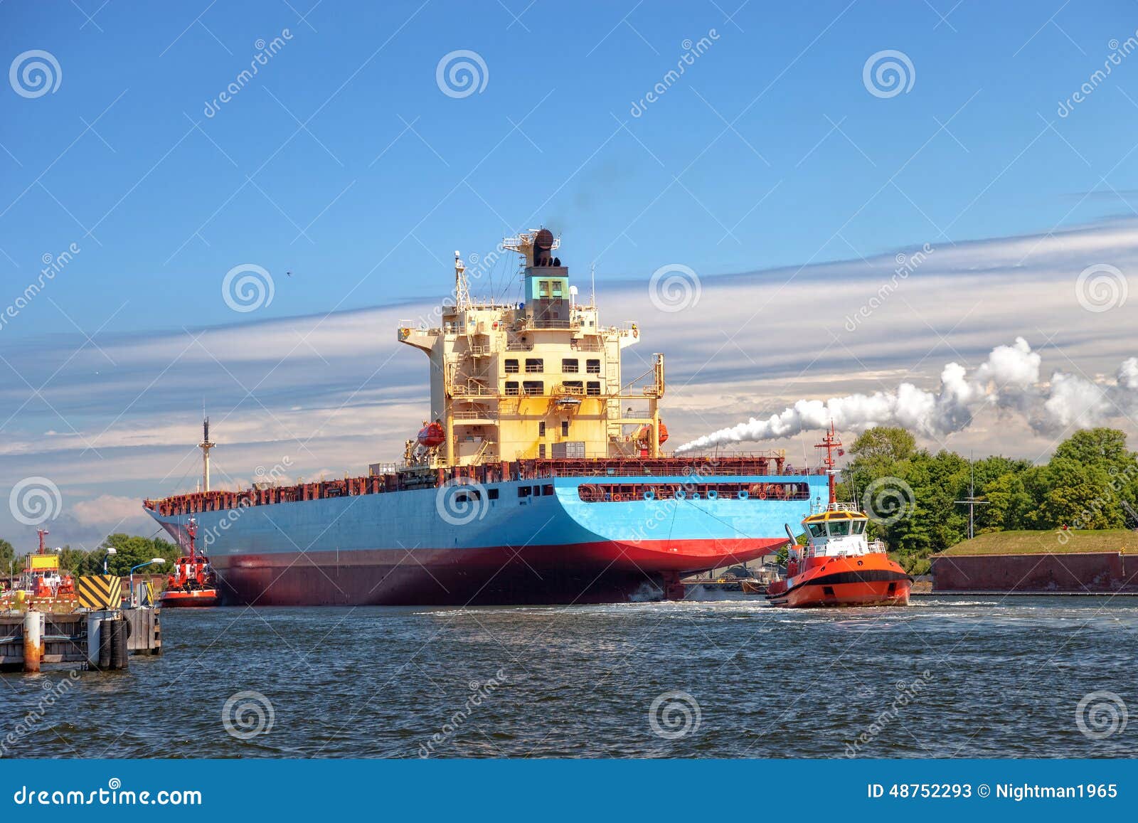 Container Ship with Tugboat Stock Image - Image of export, port: 48752293