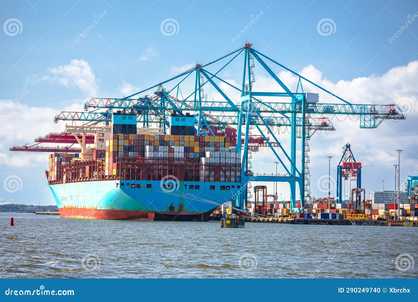 Container Ship Unloading Cargo at Gothenburg Terminal Stock Photo ...