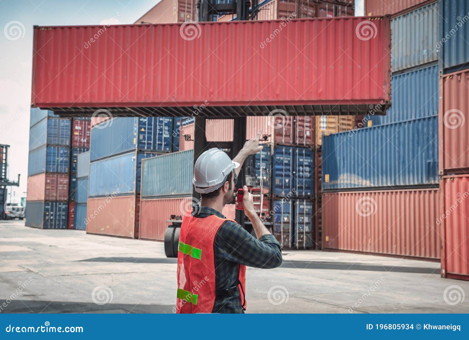 Container Supervisor Control Import/Export while Inspecting Containers ...