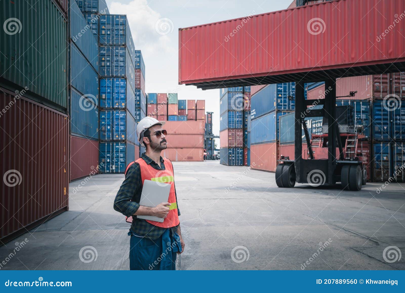 Container Supervisor Control Import/Export while Inspecting Containers ...