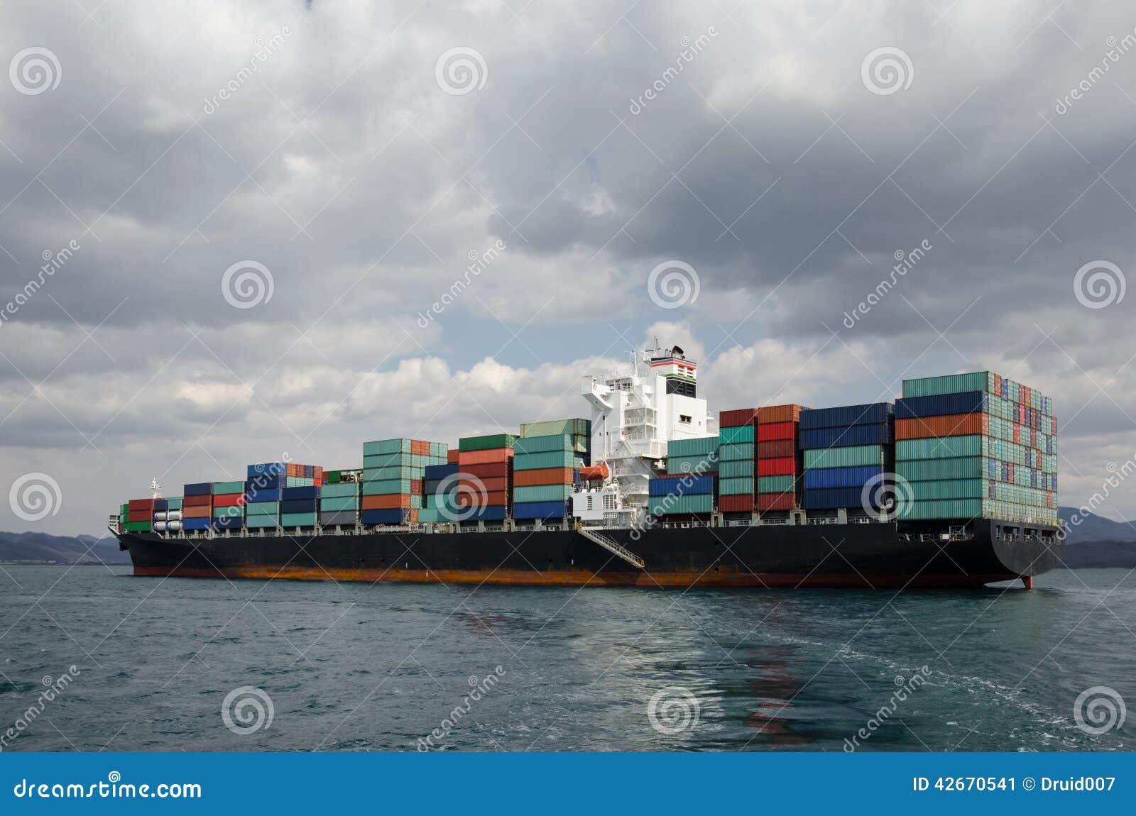 Container Vessel on Anchorage Stock Image - Image of ocean, vessel ...