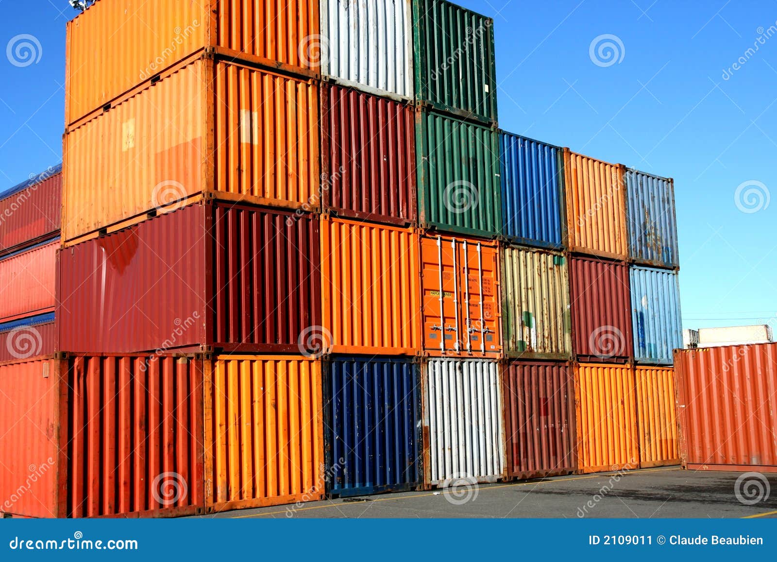 Containers Waiting To Be Loaded Stock Image - Image of freight, ship ...