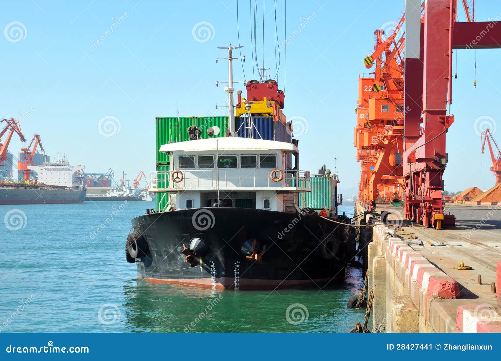 Containerschepen stock afbeelding. Image of haven, nacht - 28427441