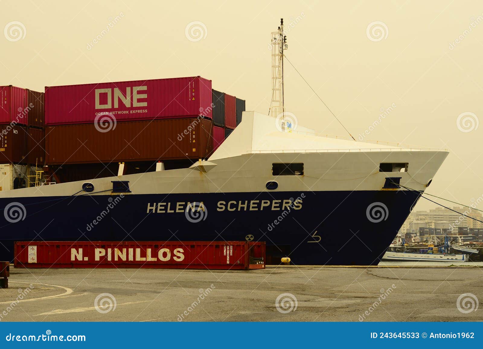 Containerschiff "Helena Scheppers", Verankert Im Hafen. Redaktionelles ...