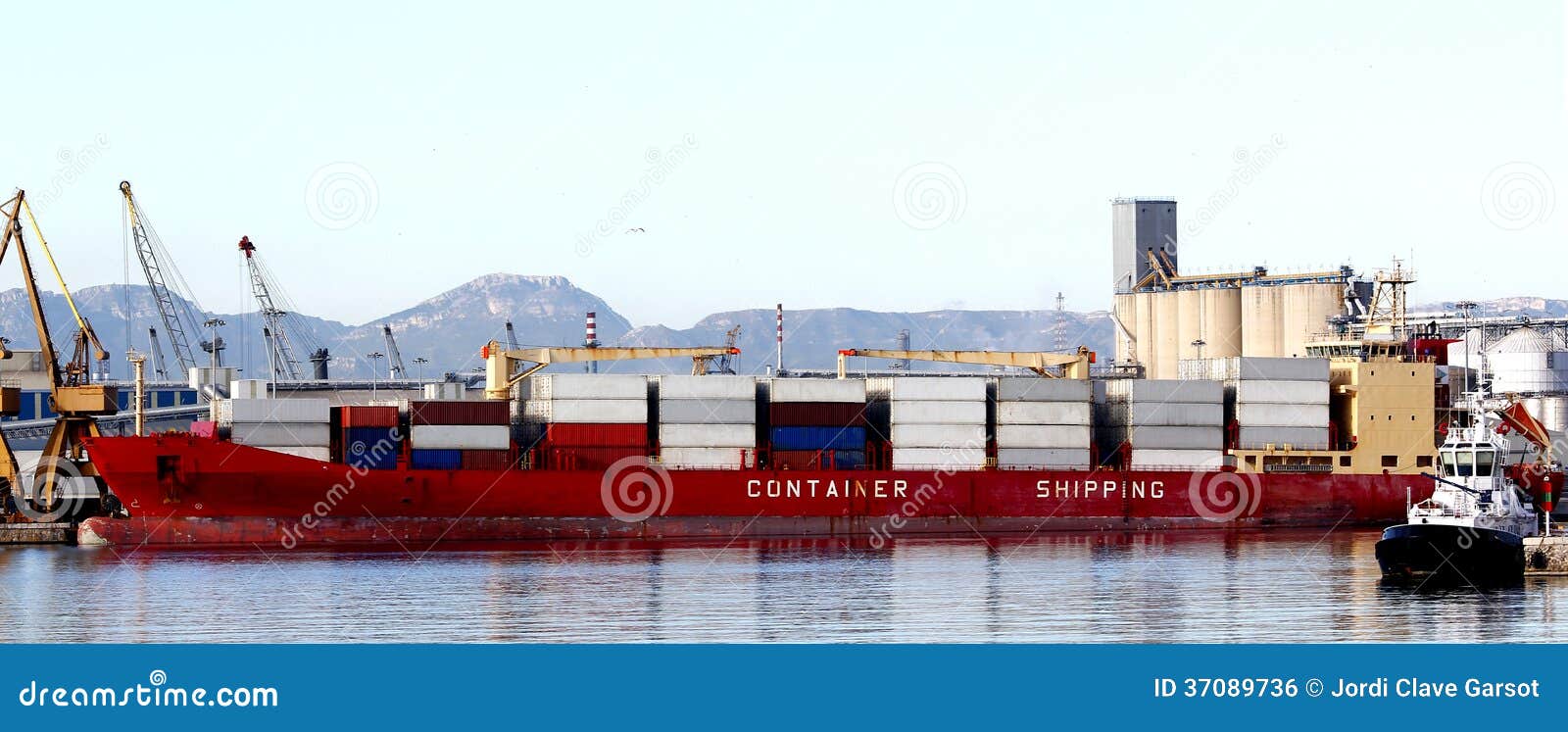 Containerschip stock foto. Image of waren, stapel, lading - 37089736