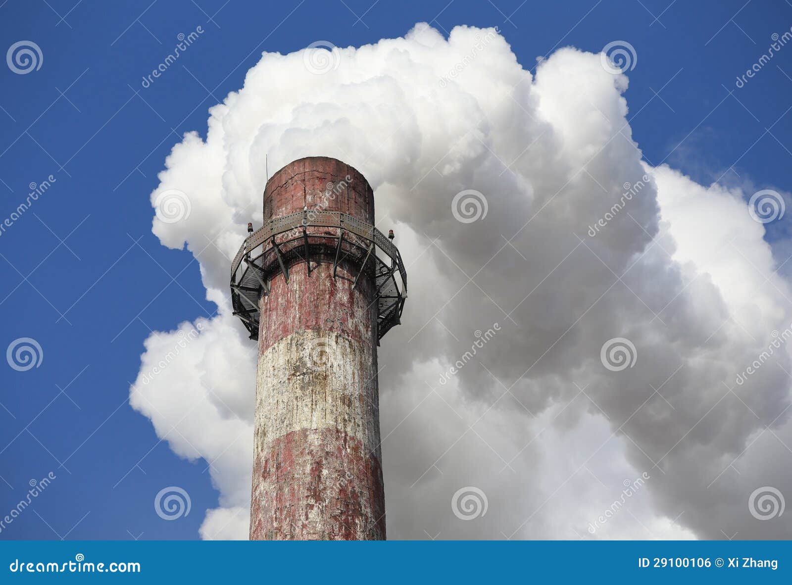 Contaminación, Humo De La Chimenea Foto de archivo - Imagen de ...