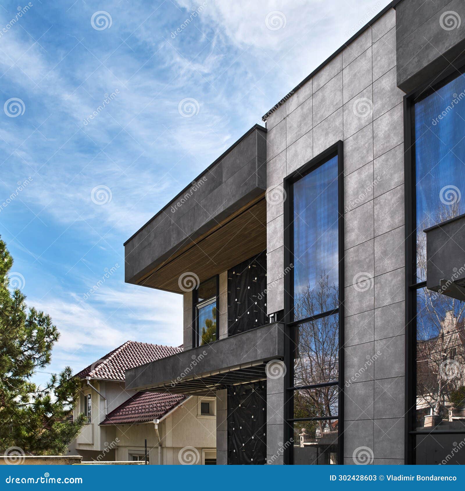 Contemporary Residential Building Exterior in the Daylight Stock Image ...