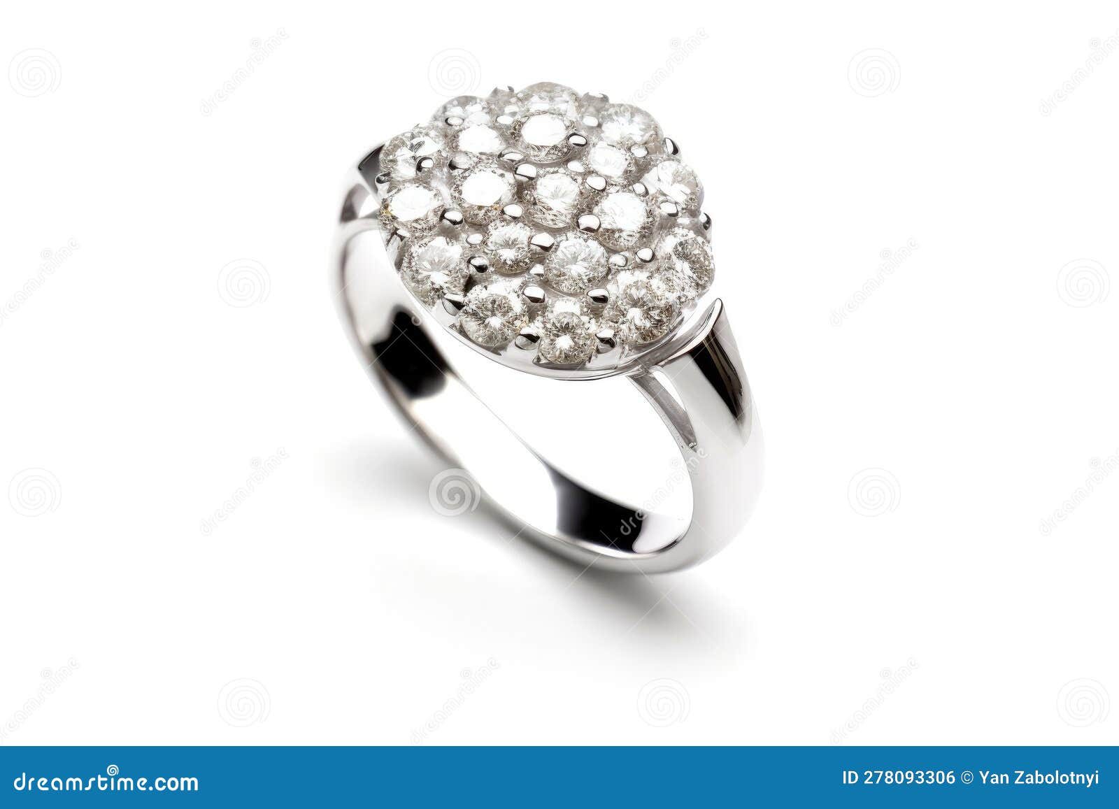 A Contemporary Take on a Cluster Ring with Multiple Small Diamonds ...