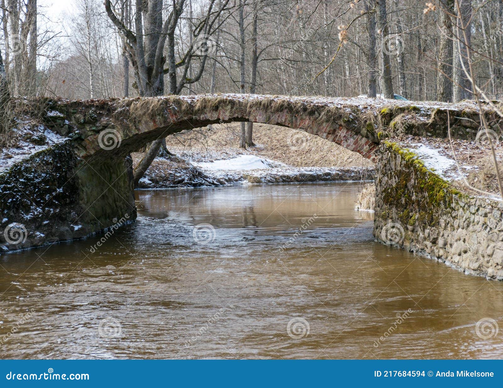 Arch Way Used To Enter First Building, Ancient Mayan Ruins, Coba Mexico ...
