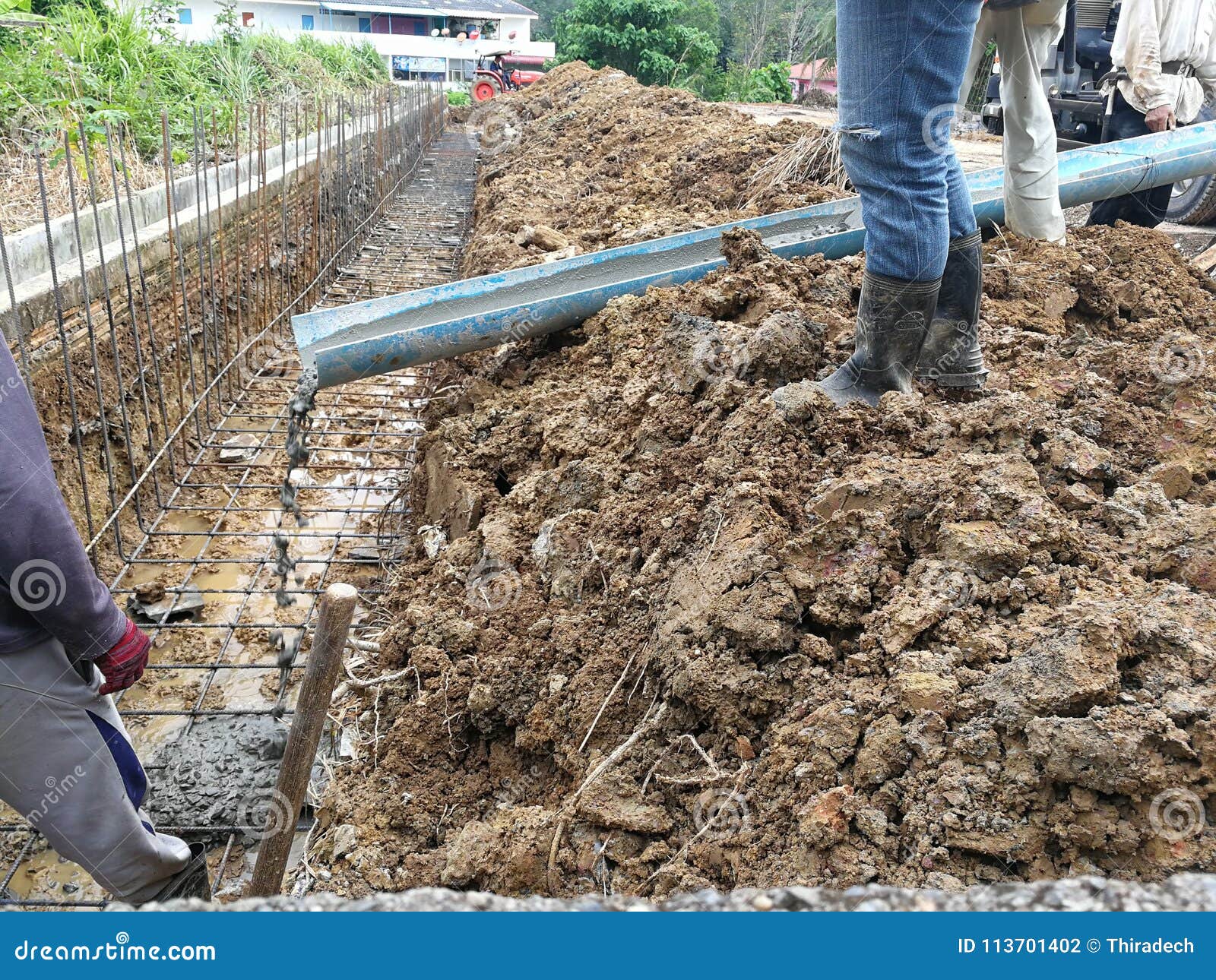 Continuous Concrete Casting Stock Photo - Image of surface, industrial ...