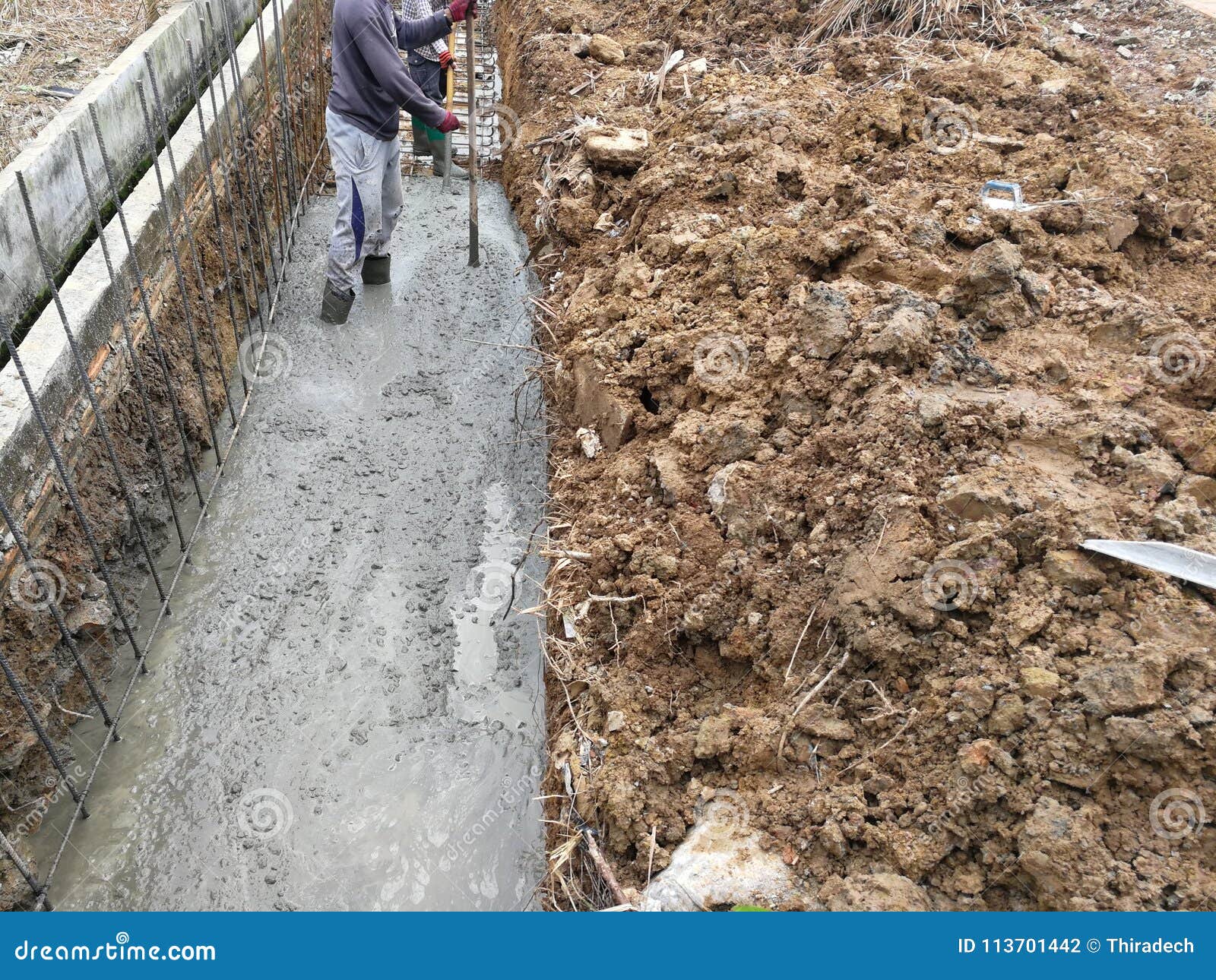 Continuous Concrete Casting Stock Photo - Image of urban, concrete ...